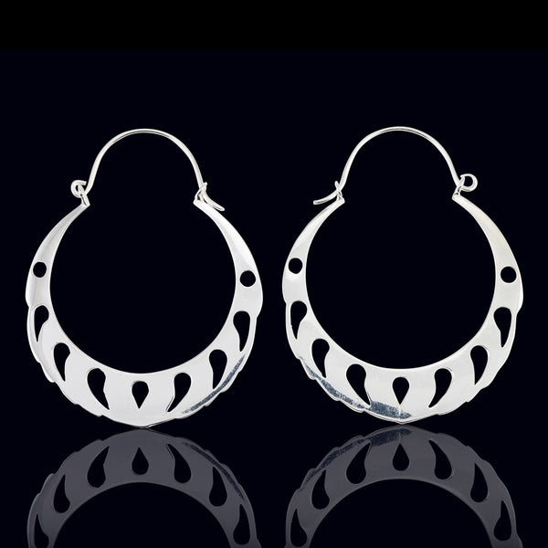 Kintara Hoops - Silver Posts – Coco Loco Jewelry